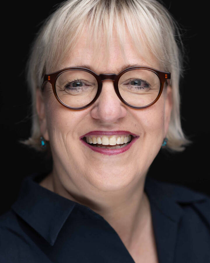 Über mich - denk:anstoss Christine Beyeler